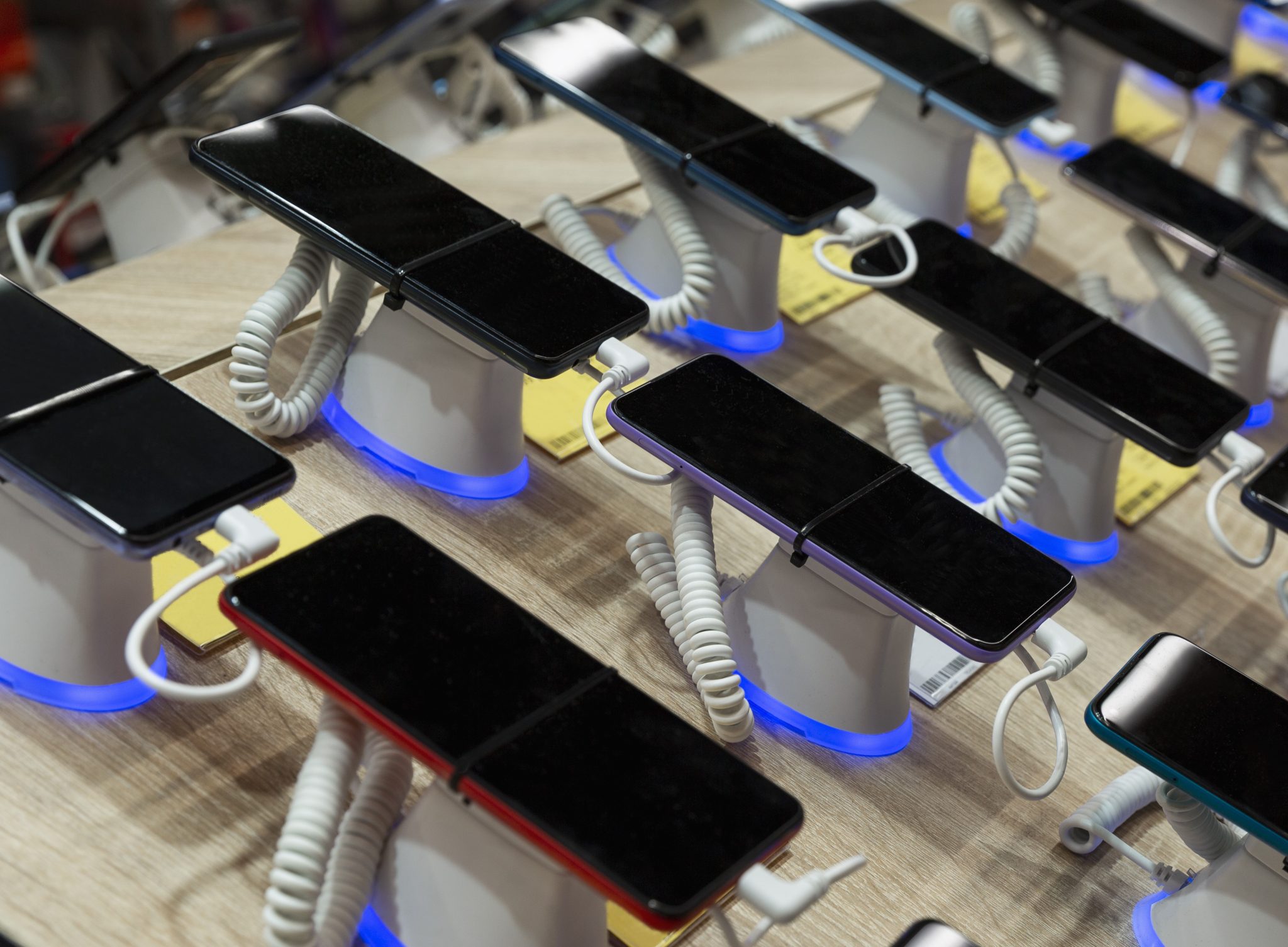 Dixon Technologies and Vivo India Partner to Boost Smartphone ...