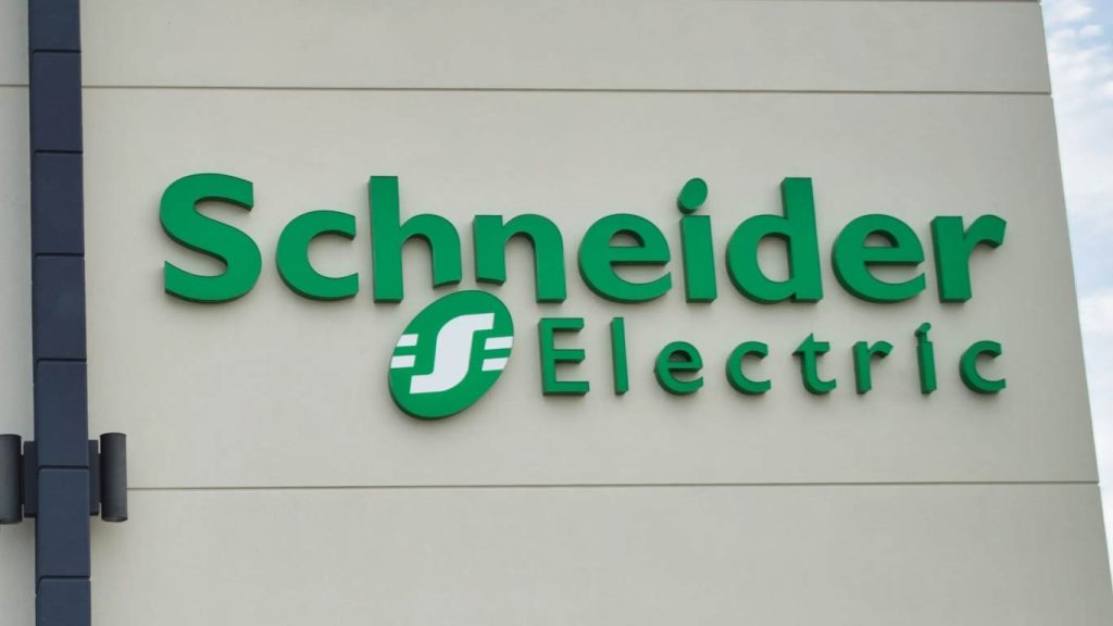 Schneider Electric to Invest ₹3,200 Crore in India for Expansion – IGNITO