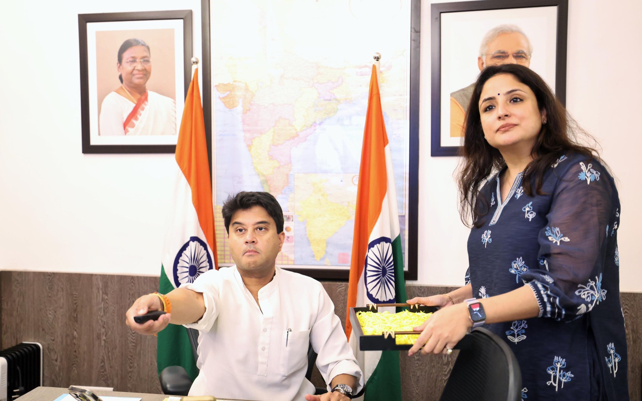 India Boosts Global Telecom Role with Ericsson’s First Local Antenna ...