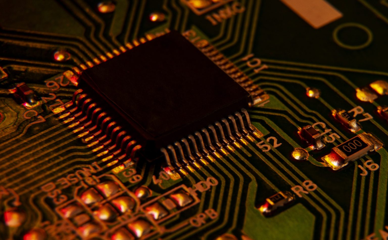 India Boosts Chip Design with DLI Scheme as Vervesemi Unveils IC ...