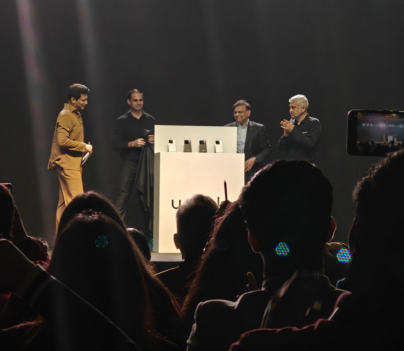 Wobble Debuts First Smartphone in India With AMOLED Display and Long ...